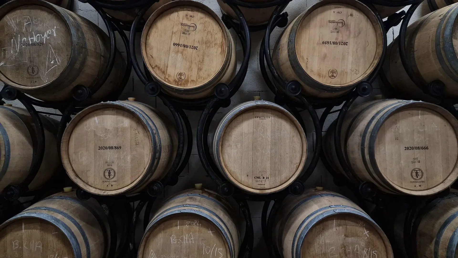 Top 5 des métiers accessibles après une formation en commerce du vin ...